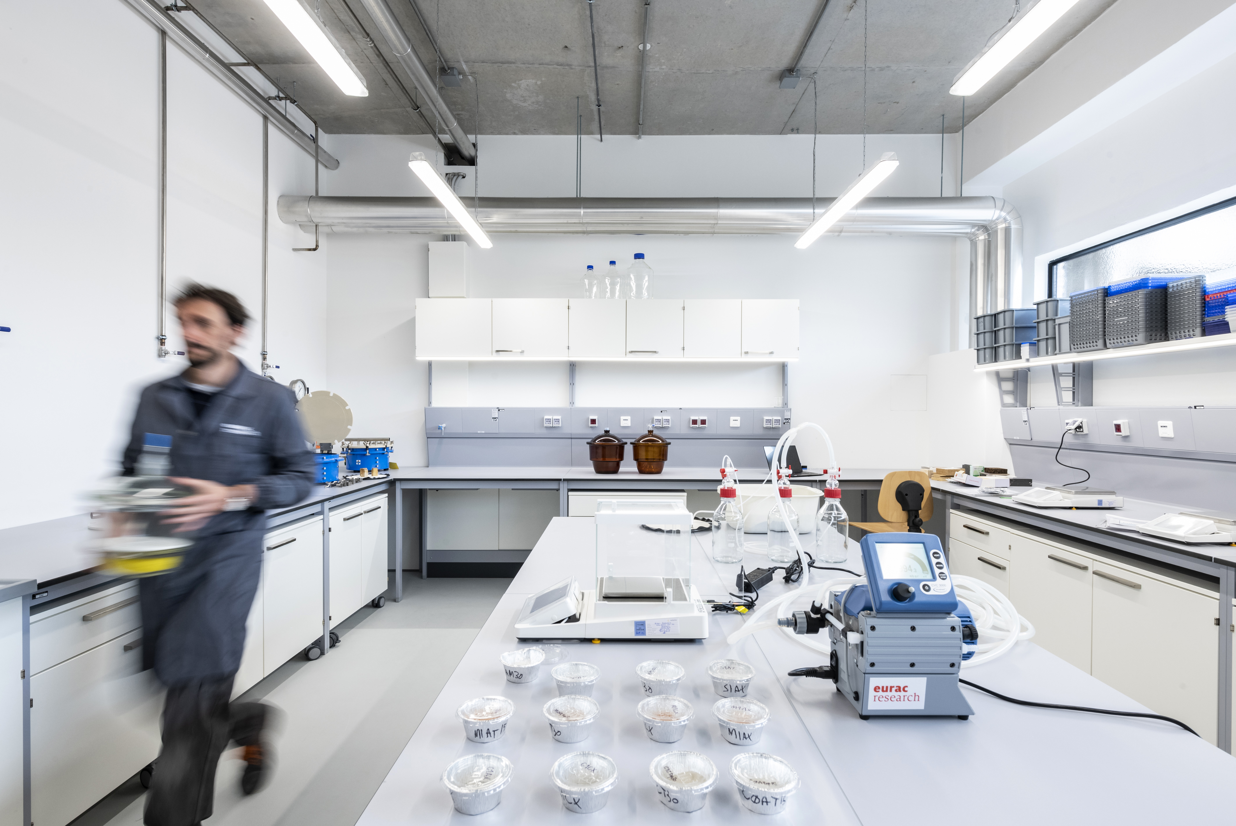 Hygrothermal testing lab - Eurac Research