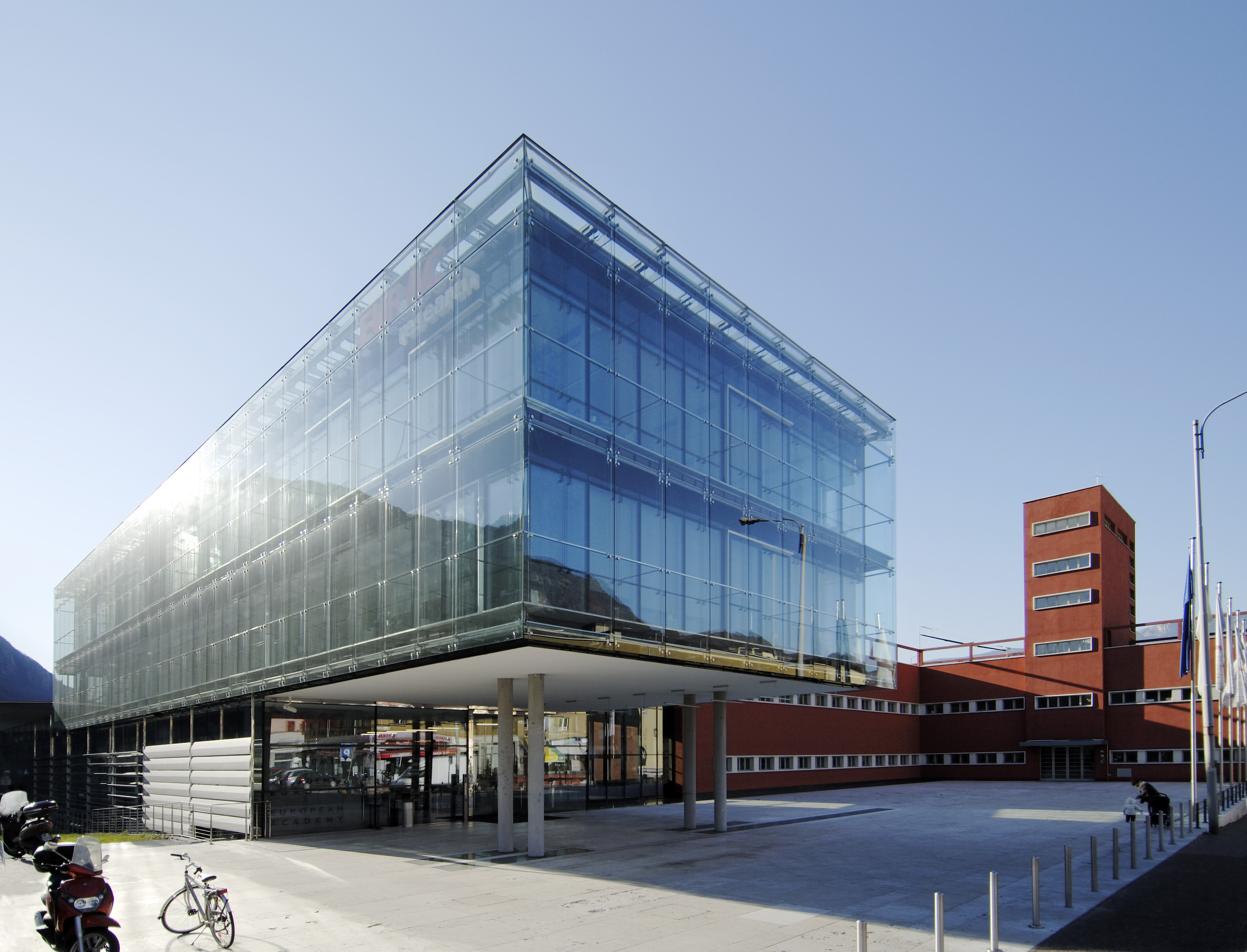 Rethinking Growth - Eurac Research