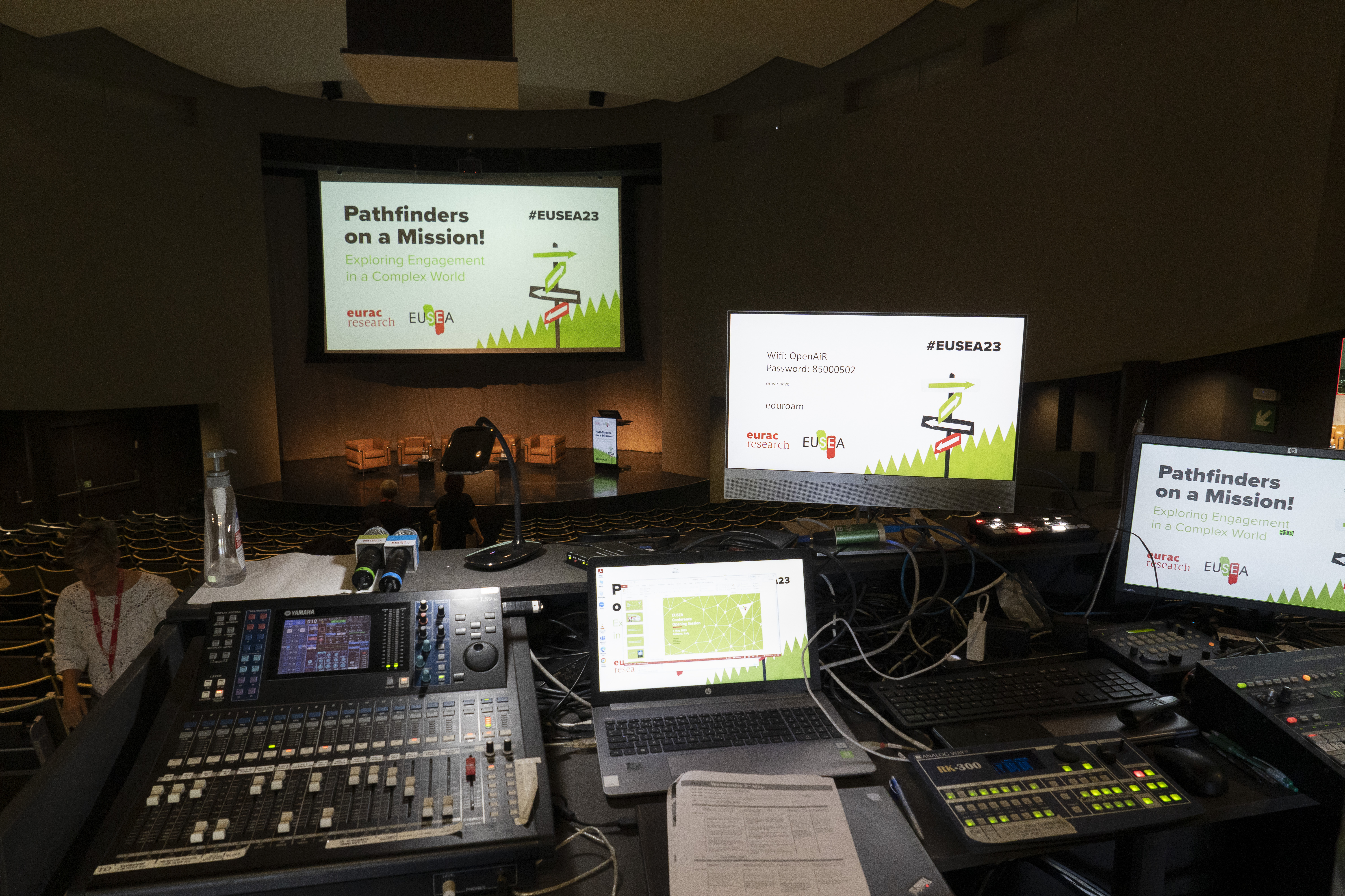 Exploring Engagement in a Complex World - Eurac Research