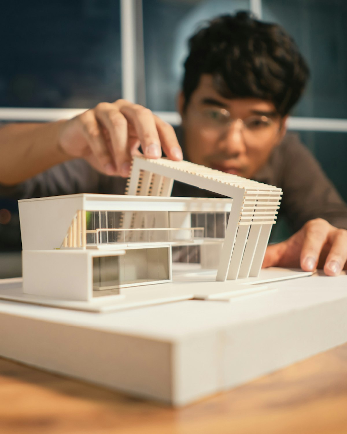 Design challenges on innovative façade components